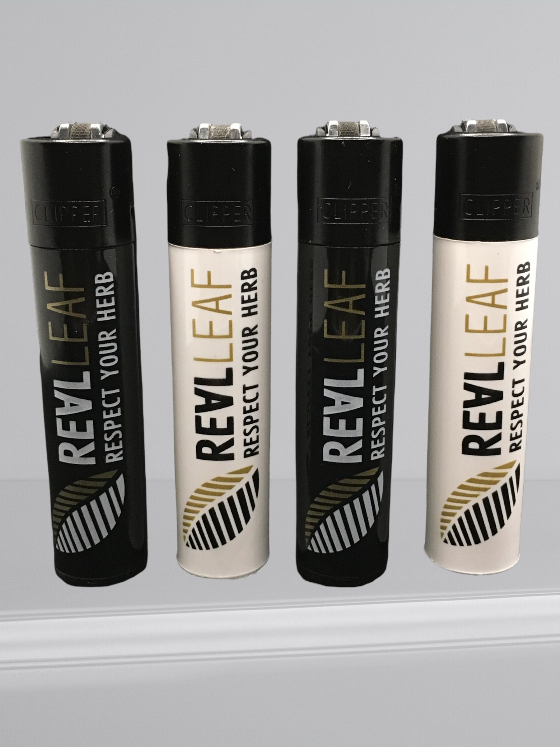 Real Leaf Clipper Feuerzeuge 2er Set - Wir sind Feuer und Flamme ...